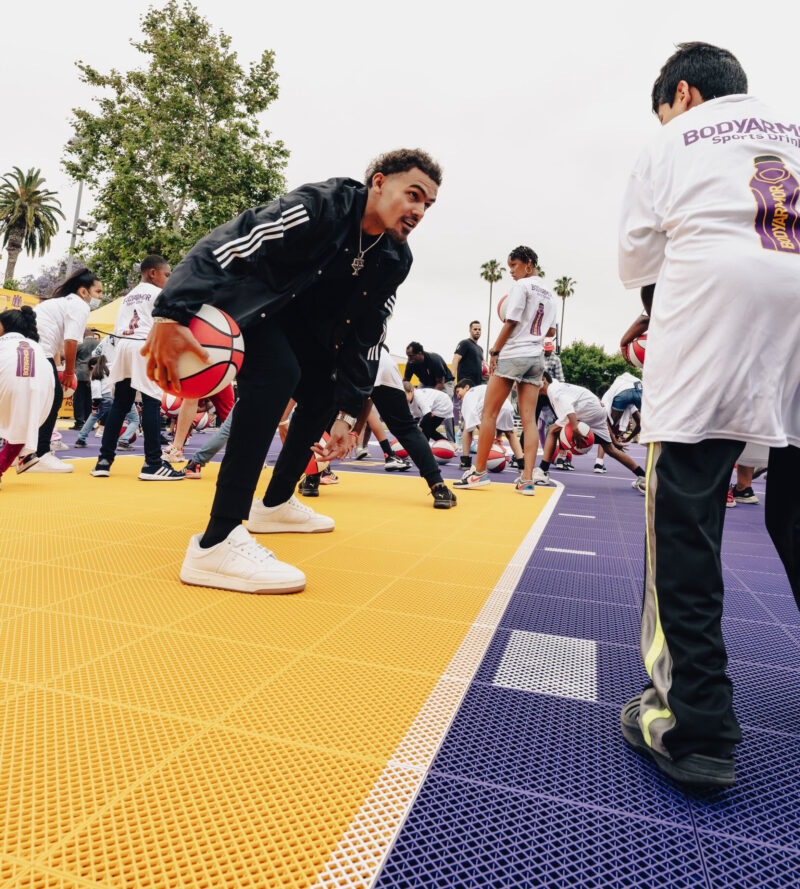 Trae Helps Unveil Los Angeles Court Honoring Kobe and Gigi Bryant · The ...